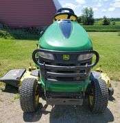 John Deere X540 Multi-Terrain Lawn Tractor - Sherwood Auctions