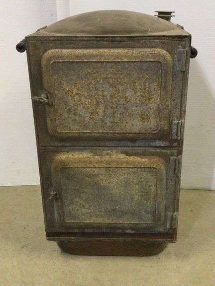 Vintage Metal Canner (20” tall and 12” x 12”) - Sherwood Auctions