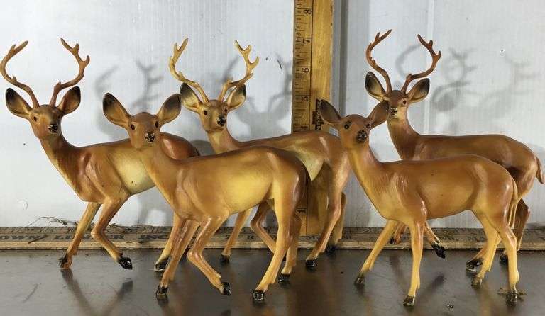 Plastic Deer Figurines - Sherwood Auctions