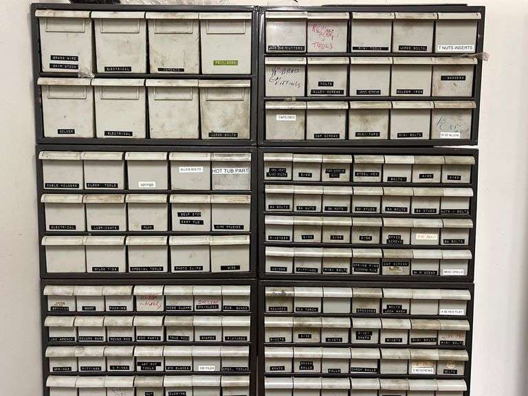 Wall Hardware Organizers + Hardware in Drawers - Sherwood Auctions