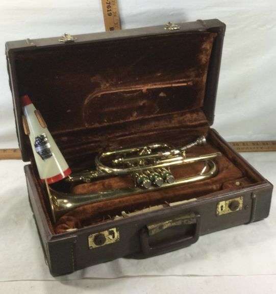 Retro Trumpet and Case - Sherwood Auctions