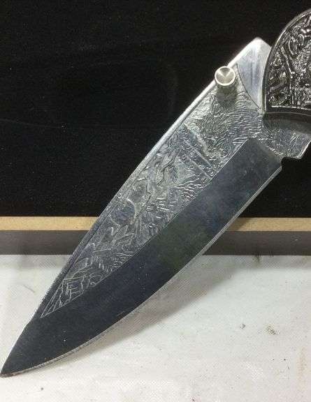 Collectible Engraved Wolf Folding Knife - Sherwood Auctions