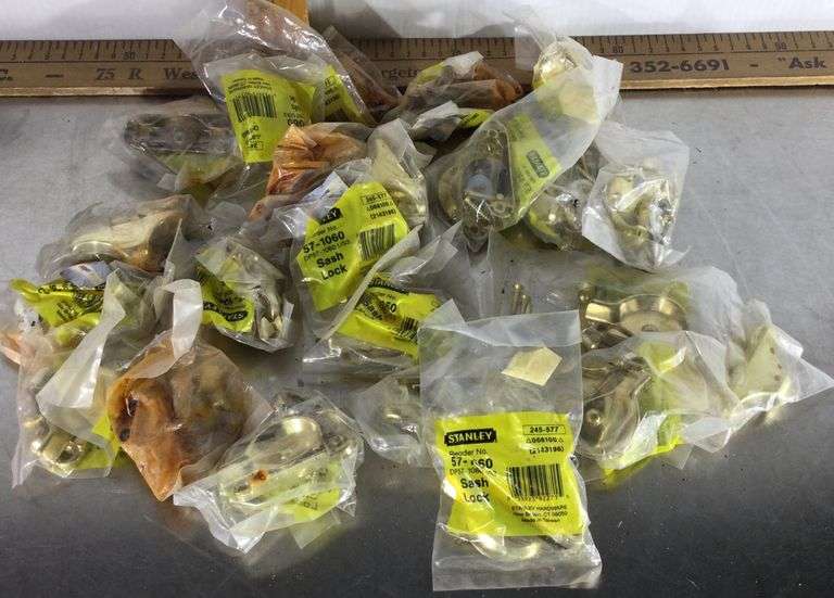 Stanley Sash Locks - Sherwood Auctions