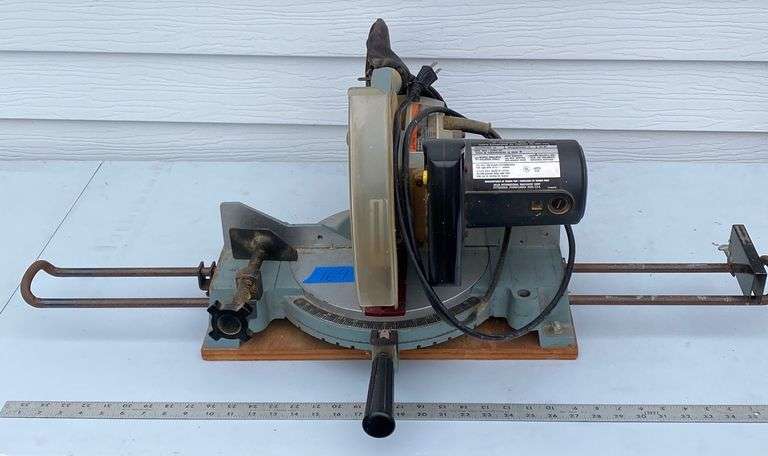 Delta Model No. 36-220 10” Compound Miter Saw - Sherwood Auctions