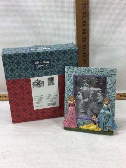 The Wonderful World of Disney Online Auction - Sherwood Auctions