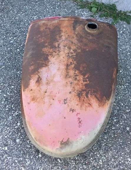 Farmall M Gas Tank - Sherwood Auctions