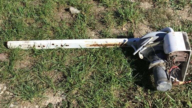 Electric Winch Arm - Sherwood Auctions
