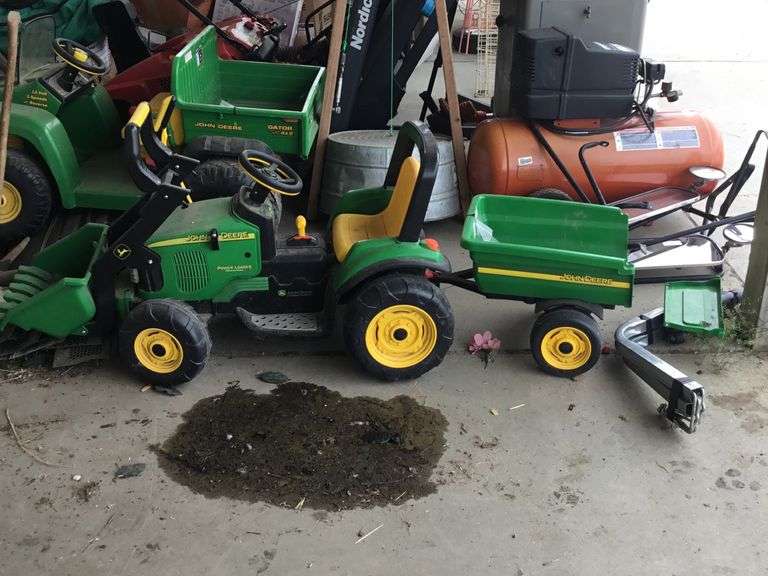 Battery Operated John Deere Tractor with Loader and Trailer and Charger ...