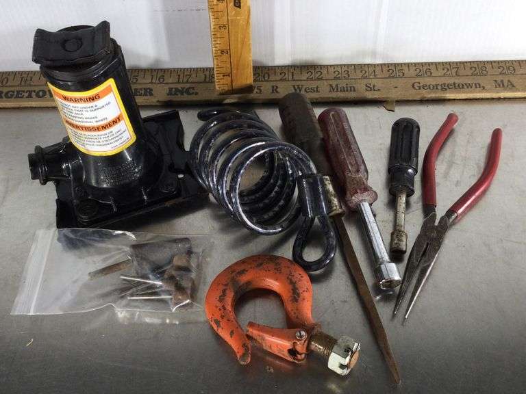 Tools, Screw Drivers, Socket Set, Pliers, Jack, Measuring, C Clamps ...