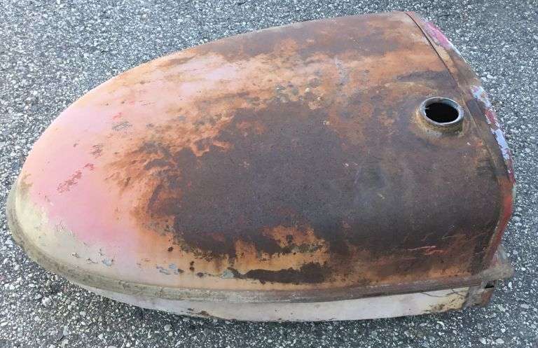 Farmall M Gas Tank - Sherwood Auctions