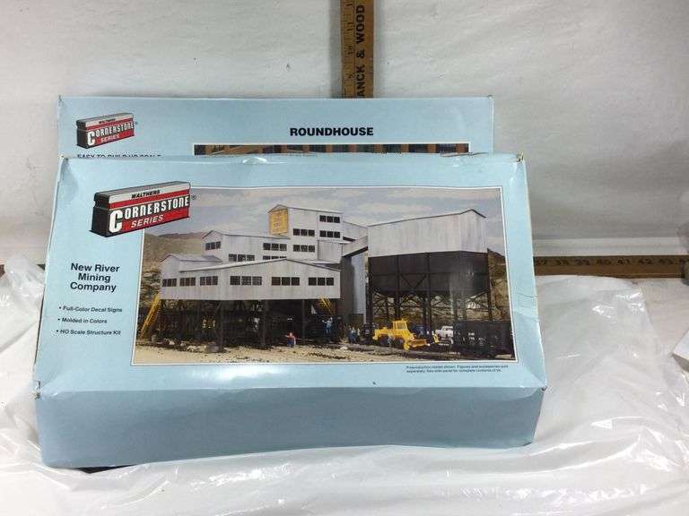 Ho Scale Structure Kits - Sherwood Auctions