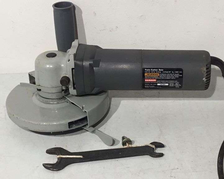 Craftsman 6.5'' Twin Cutter Saw - Sherwood Auctions