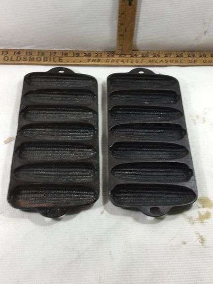 Cast Iron Corn Tray - Sherwood Auctions