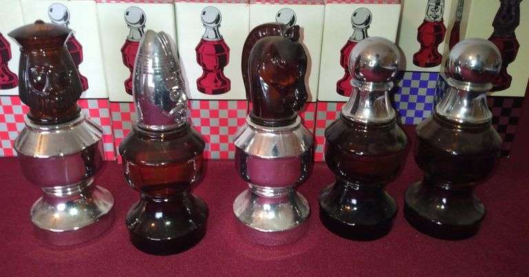 Avon Collectable Chess Set Cologne Bottles - Sherwood Auctions