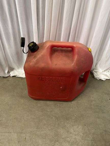 5 Gal Gas Can - Sherwood Auctions