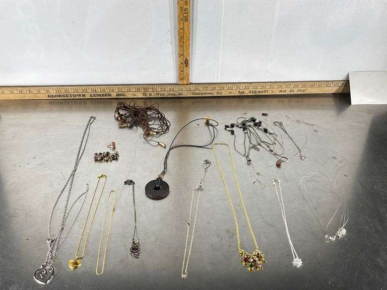 Necklaces - Sherwood Auctions