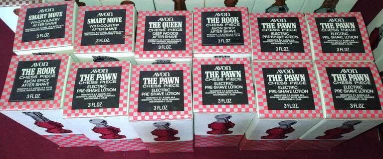 Avon Collectable Chess Set Cologne Bottles - Sherwood Auctions