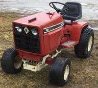 International 982 Cub Cadet - Sherwood Auctions