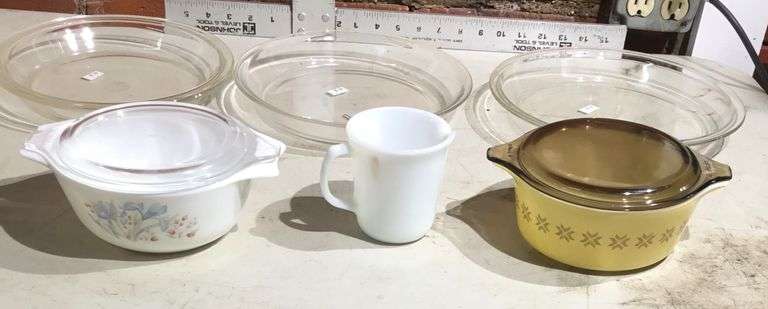 Pyrex Blue ris and Yellow Snowflake Casserole Dishes with Lids, Opal ...