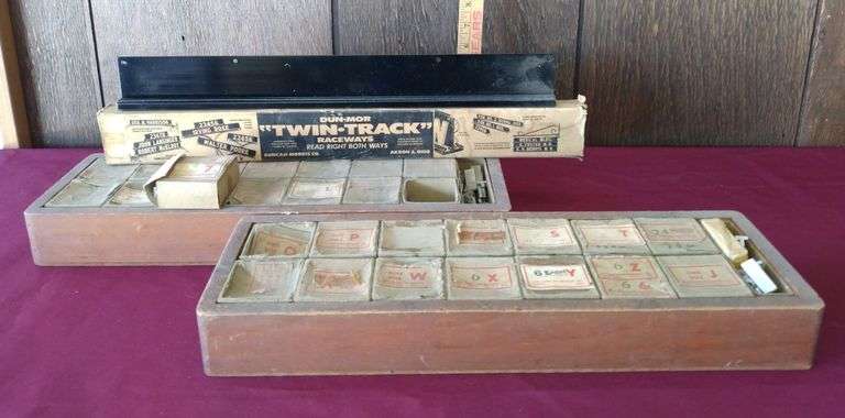 Duncan-Morris Wooden Box w/ Hardware Samples, Dun-Mor Twin Track ...