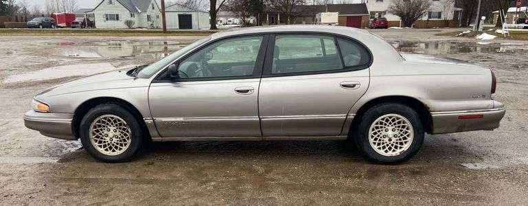 1997 Chrysler LHS - Sherwood Auctions