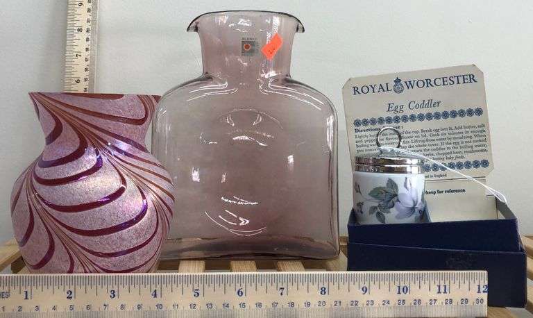 Blenko Lavender Glass Vase, Pink Glass Vase w/ Frosted Swirl Pattern ...