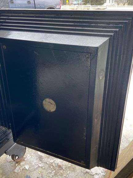 Antique Cary Safe Company Safe - Sherwood Auctions