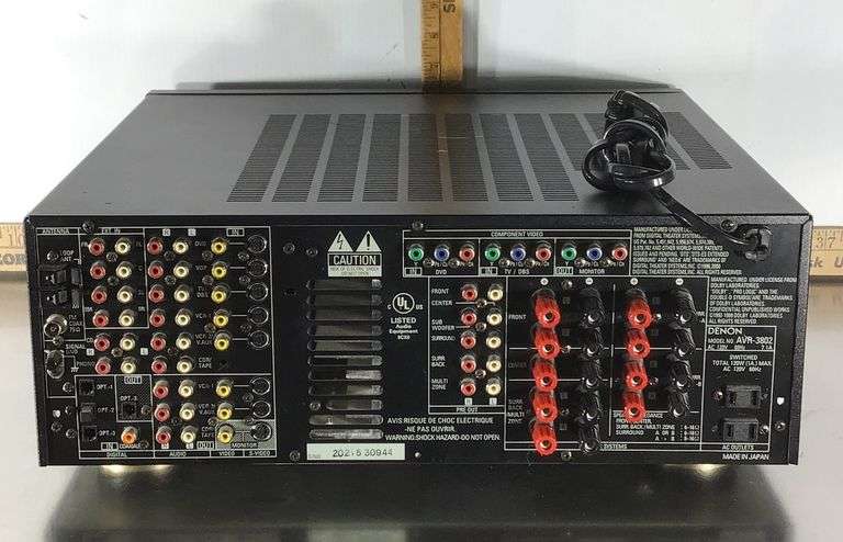 DENON AVR-3802 AV Surround Receiver - Sherwood Auctions