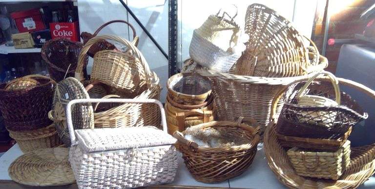 Collection of Wicker Baskets and Other Wicker Items - Sherwood Auctions