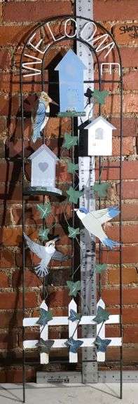 Welcome Metal Bird Feeder Sign - Sherwood Auctions