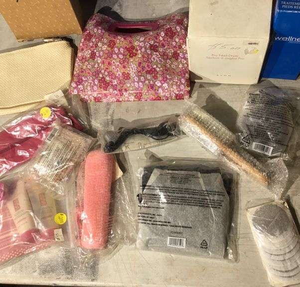 Assorted Avon Products All NEW in Packages!! - Sherwood Auctions