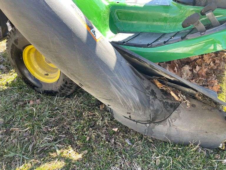 John Deere X350 Riding Lawn Tractor w/ Double Bagger- Has 27.5 Hours ...