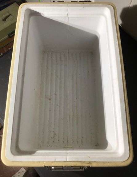 1970's Vintage Yellow Coleman Cooler - Sherwood Auctions
