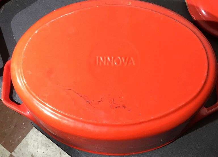 Innova Cast Iron Set - Sherwood Auctions