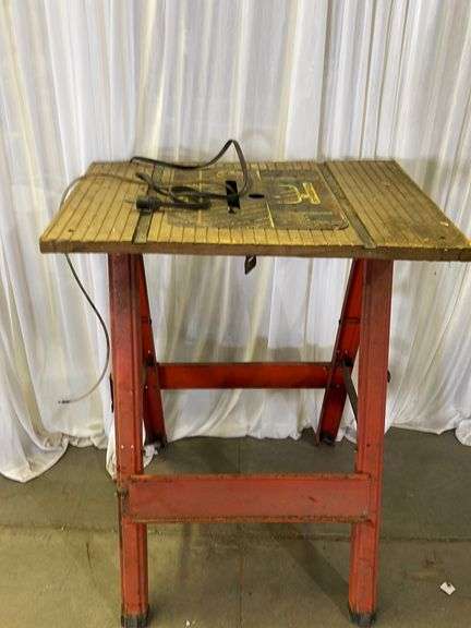 Hirsh Saw Table - Sherwood Auctions