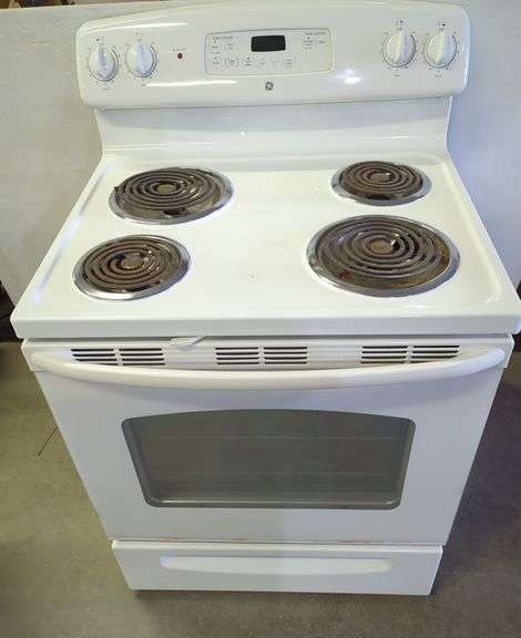 GE White Electric 4 Burner Stove - Sherwood Auctions