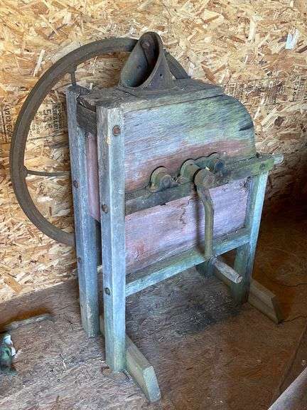 Antique Corn Sheller 41” tall & 29”x9” Wheel is 27” round - Sherwood ...