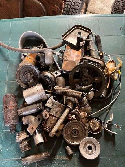 Variety of Fittings and Small Engine Parts - Sherwood Auctions