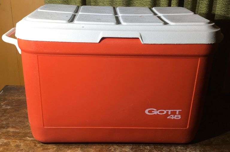 Gott 48 Cooler 15”x23”x14” - Sherwood Auctions