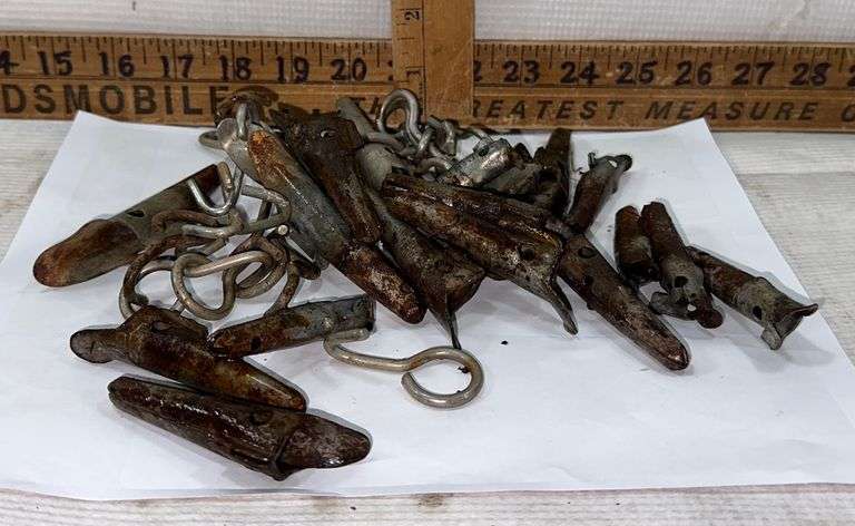 20 Maple Syrup Spikes - Sherwood Auctions