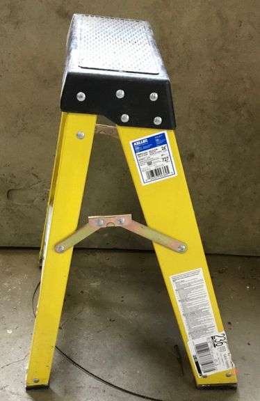 Keller 26” Step Ladder - Sherwood Auctions