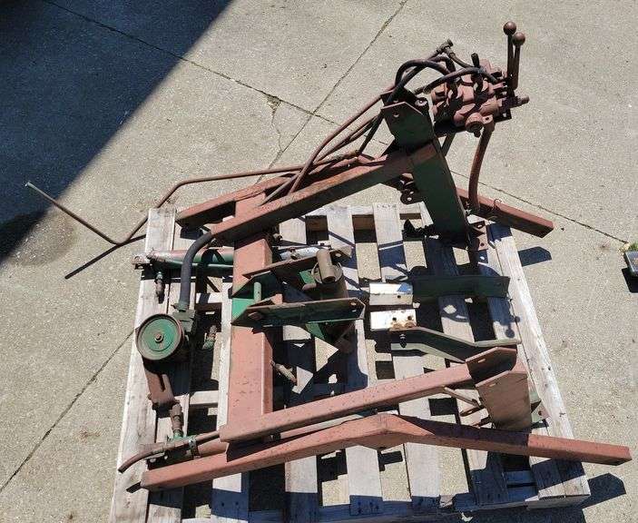 Johnson Model 10 Loader - Sherwood Auctions