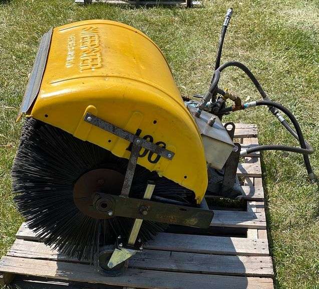 Sweepster Sweeper - Sherwood Auctions