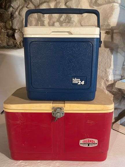 Thermos Deluxe Model Cooler & Igloo Legend 24 Cooler - Sherwood Auctions
