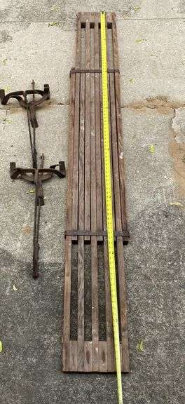 Ladder Jacks & Extendable Scaffolding Plank - Sherwood Auctions