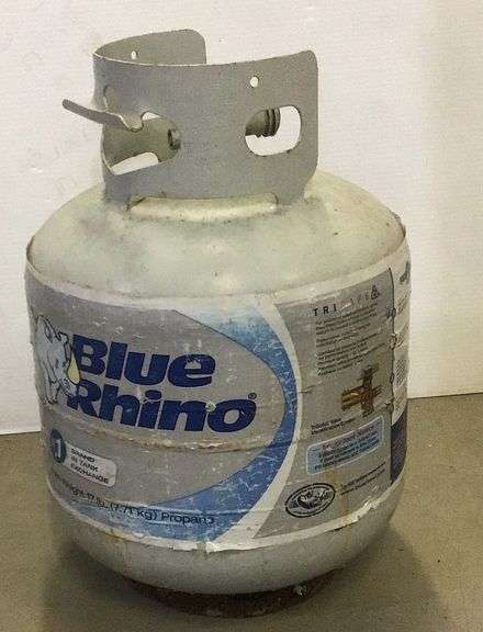 Blue Rhino 17Lbs. Propane Tank - Sherwood Auctions
