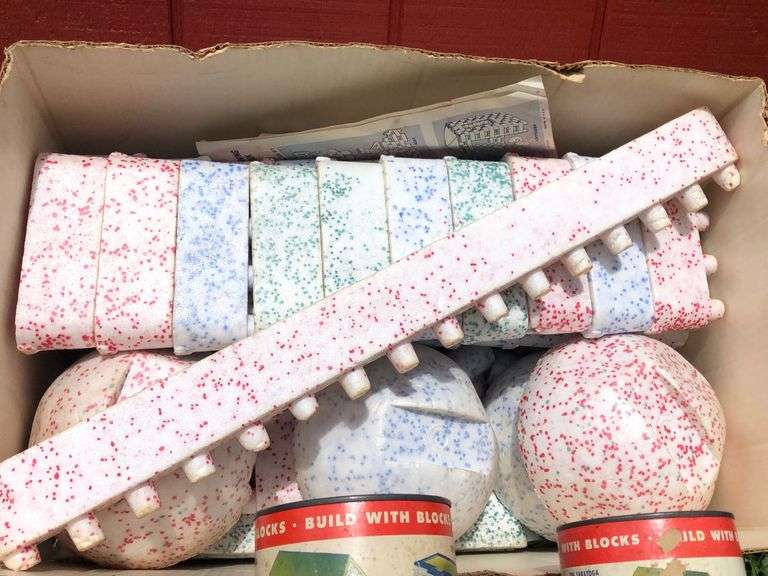 Kenner Flintstone Styrofoam Building Boulders Set and 2 Sets of Block ...