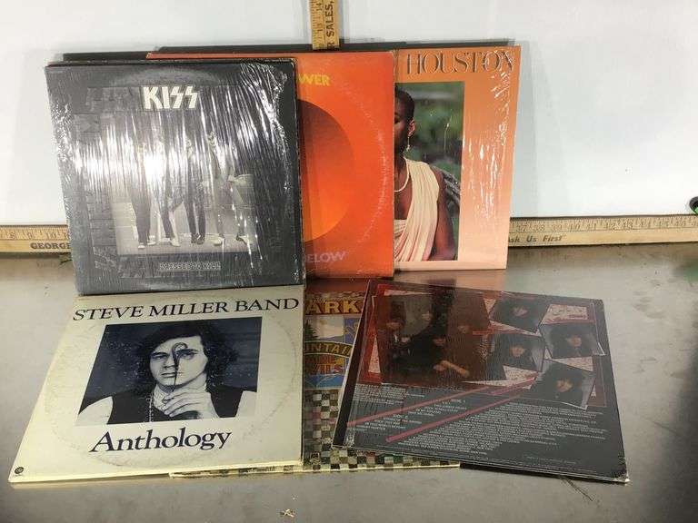 Vintage 33 RPM Vinyl Record Albums - Sherwood Auctions