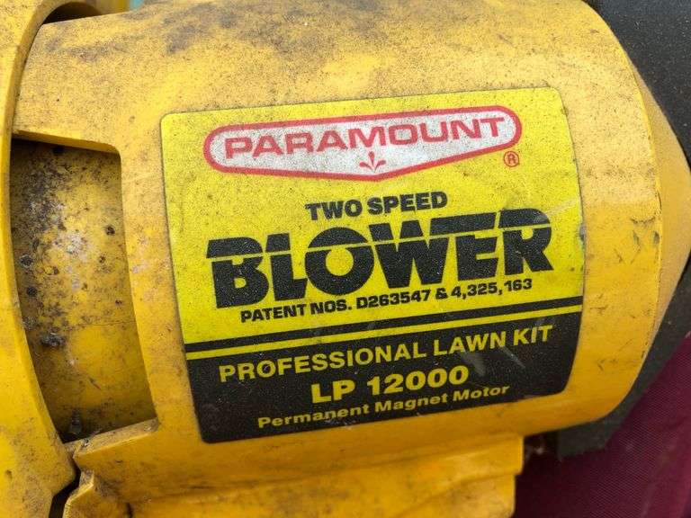 Paramount Electric Leaf Blower w/ Bag & Accessories - Sherwood Auctions