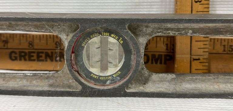 Mayes Bros. Tool MFG Co. Vintage Level - Sherwood Auctions